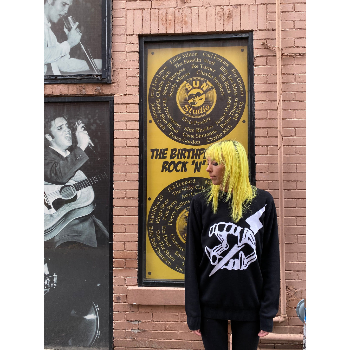 Vampire Teeth Sweater – Future Monsters